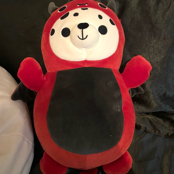 Squishmallows | Toys | Squishmallows Red And Black Ladybug Stuffed ...